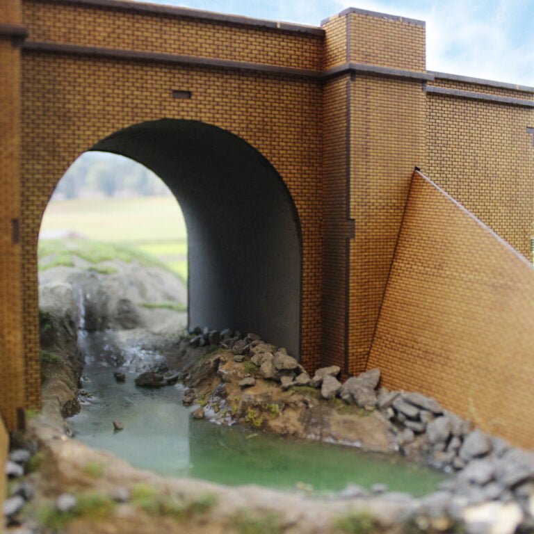 OO Gauge Double Track Road Bridge with MSE Retaining Walls | WSLC-004 ...