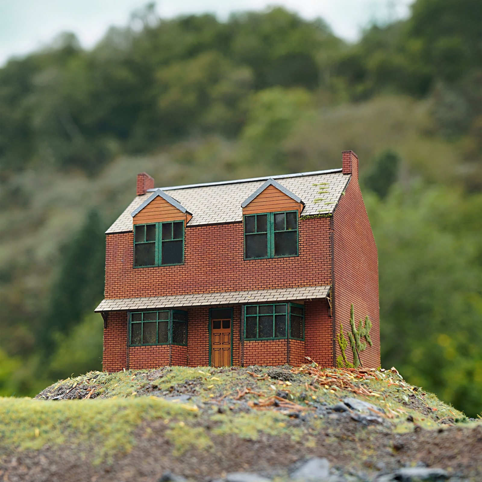 OO Gauge Double Fronted House Model - WSLC-001